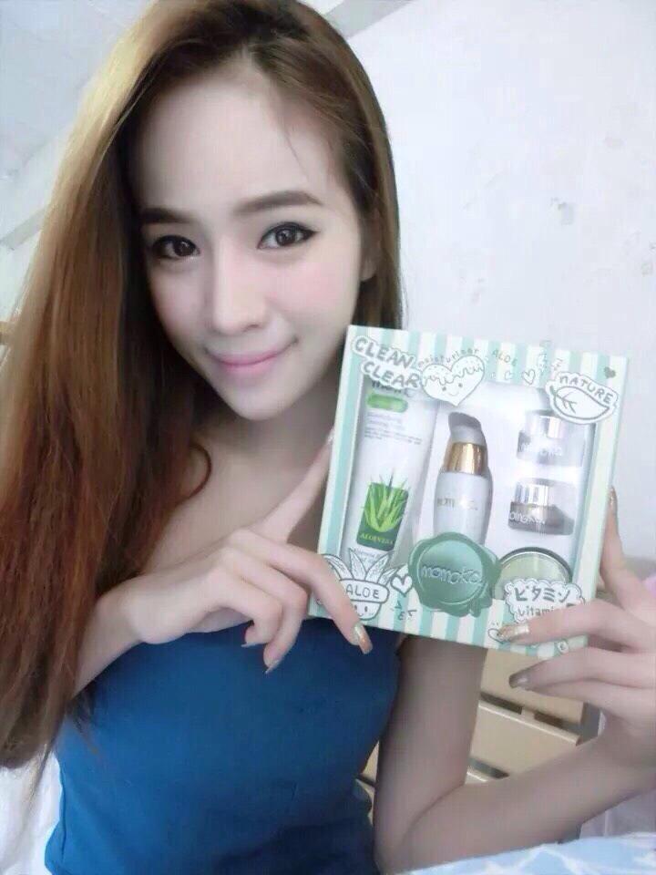 Momoko Facial Box Whitening Set - Lightening Acne and Wrinkles ...